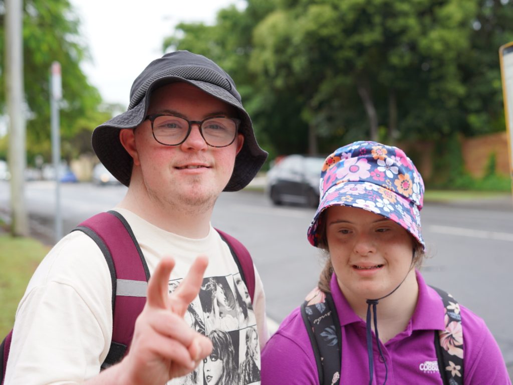 DSQ Club Currumbin Wildlife Sanctuary and SeaWorld Overnight Stay ...